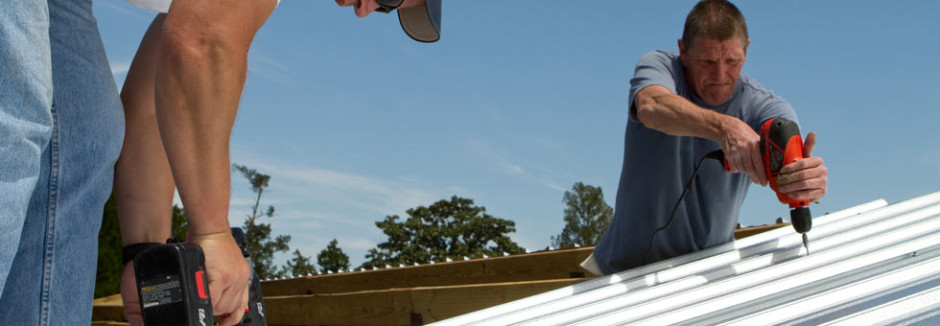 roofing-contractors-workers-compensation-insurance - Empirewest ...